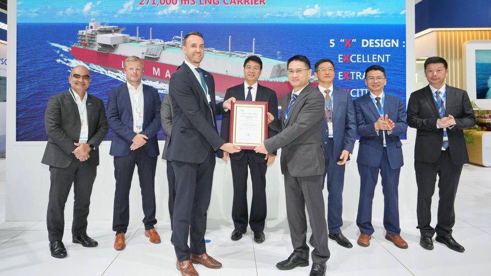 Shipyard gets design approval for world's largest LNG-carrier