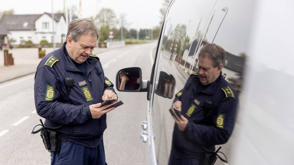 Justitsminister: Kan blive nødvendigt at forlænge skærpet grænsekontrol