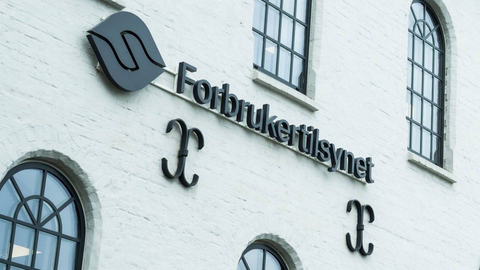 Forbrukertilsynet mener strømselskapene sliter med å følge loven