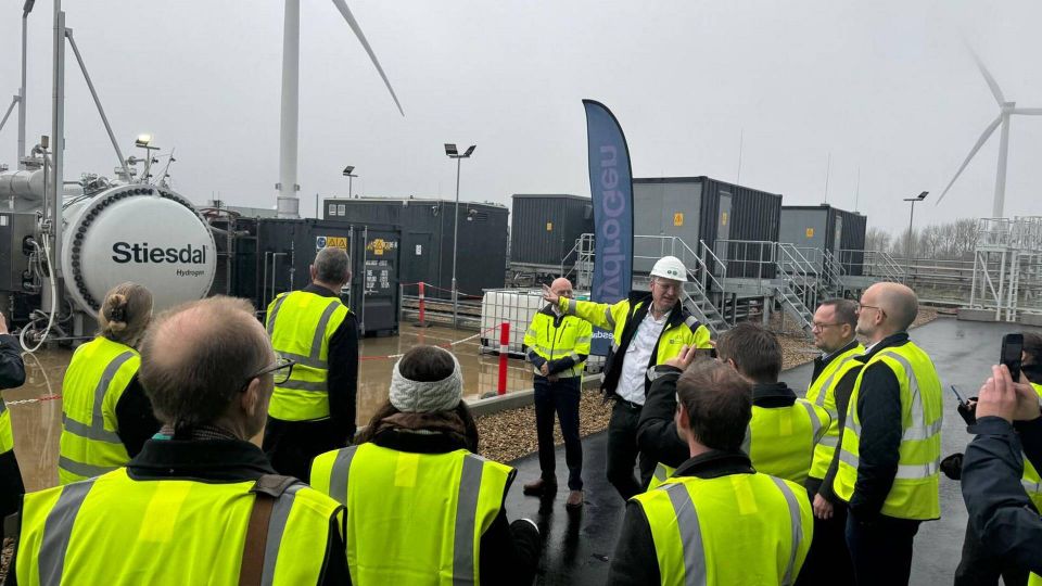 Stiesdal ready to take wind-inspired hydrogen concept international