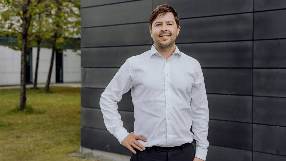Pensionsleverandør flytter mere vægt fra ét forretningsben til et andet