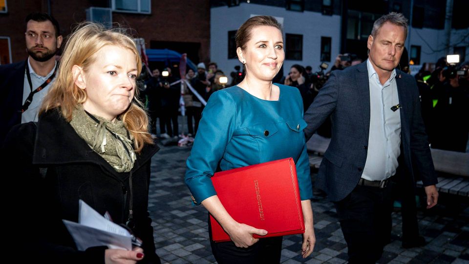 Mette F.: Nogen skulle have advaret inden aflivning af mink