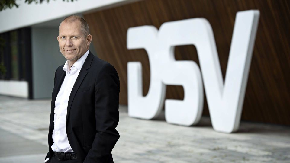 DSV once again upgrades full-year guidance for 2022