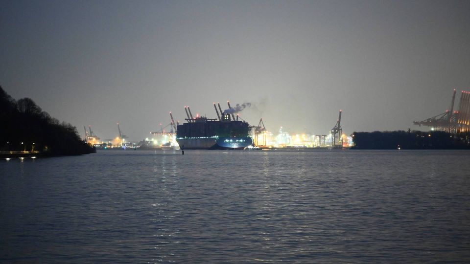 HMM er offcielt sat til salg: Købere har en måned til at komme med et bud