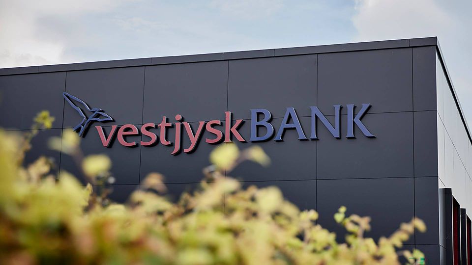 Vestjysk Bank venter faldende overskud i 2024