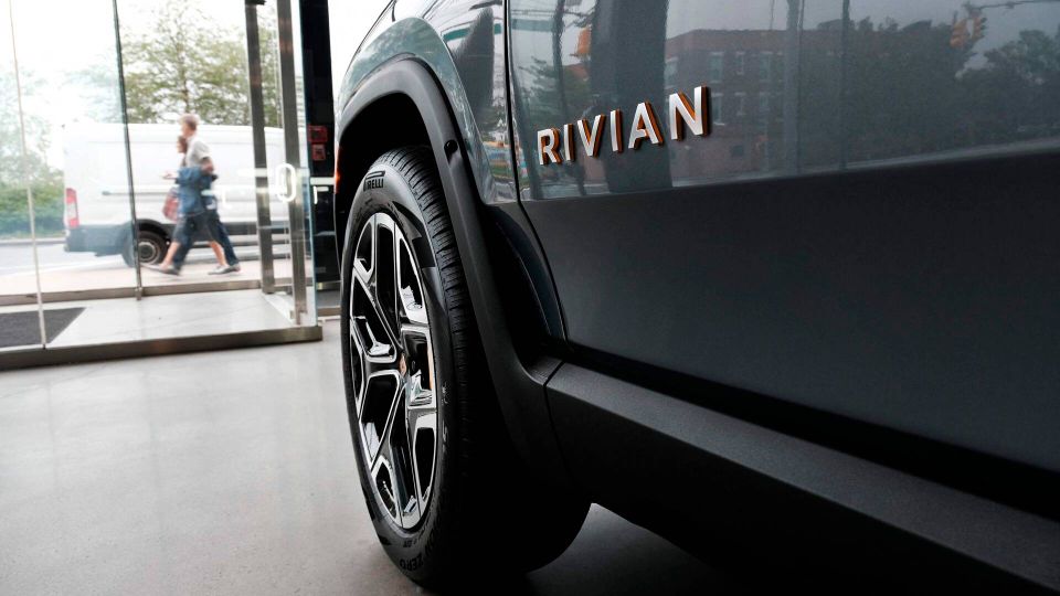 Rivian stiger i formarkedet efter større bilproduktion end ventet