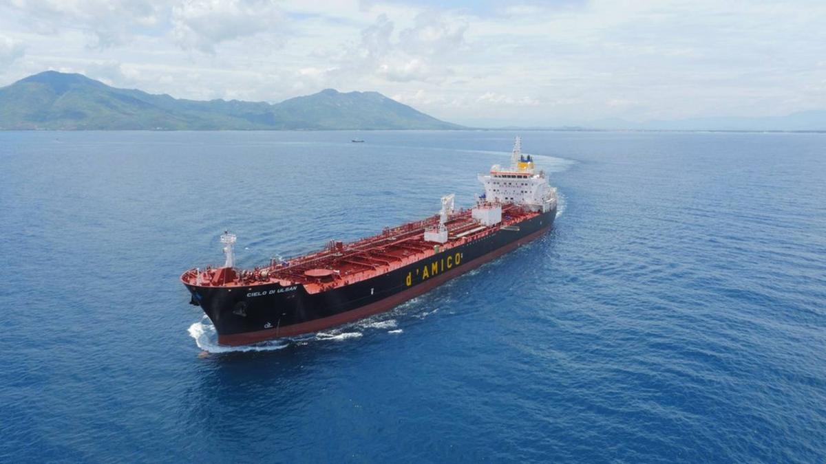 COO Flemming Carlsen leaves d’Amico International Shipping
