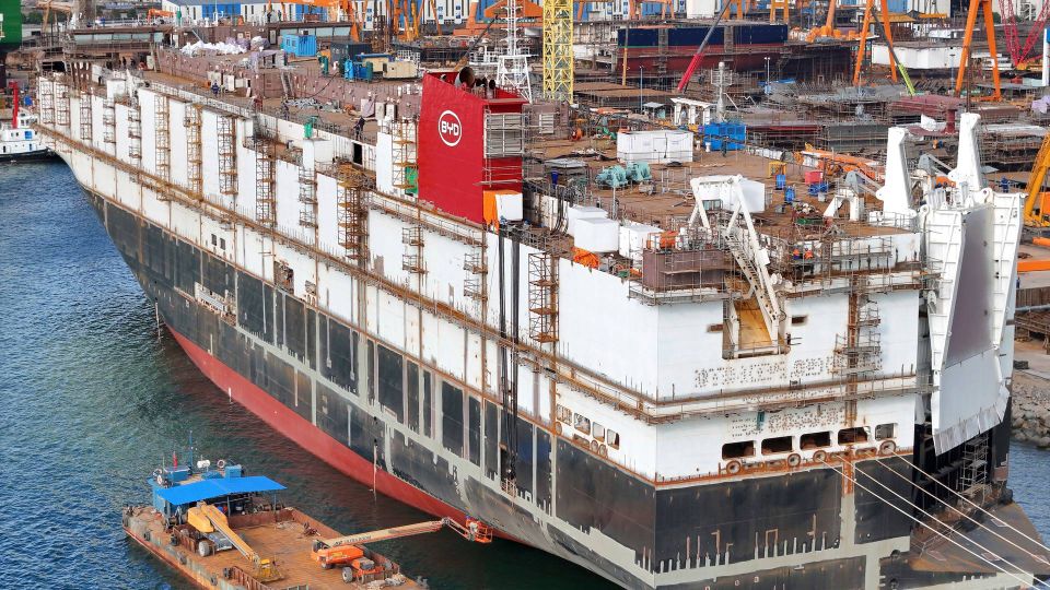 Chinese yards land significantly fewer orders ahead of Trump's port fees