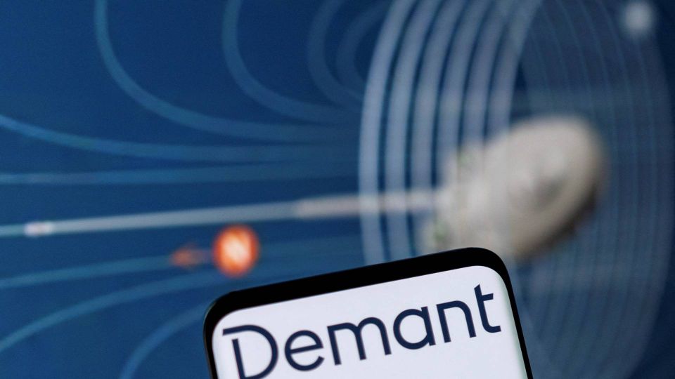 Demant vokser trods svagt marked – forventer lav vækst i 2025