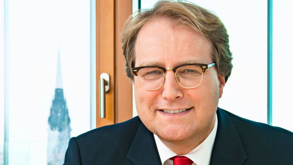 Lloyd Fonds: Shipping markets too weak for IPO