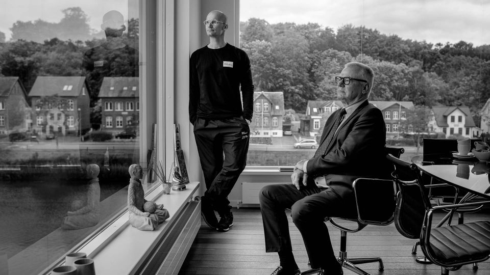 Stadil-familien træder ud af shipping med salg til Norden