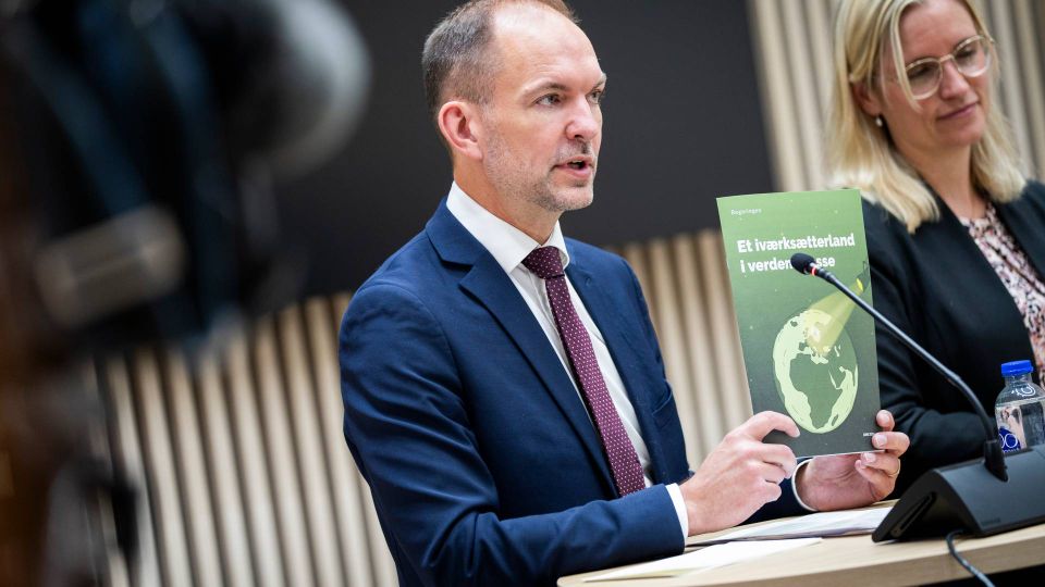 Regeringen ventes at foreslå lavere afgift på arv af virksomheder torsdag
