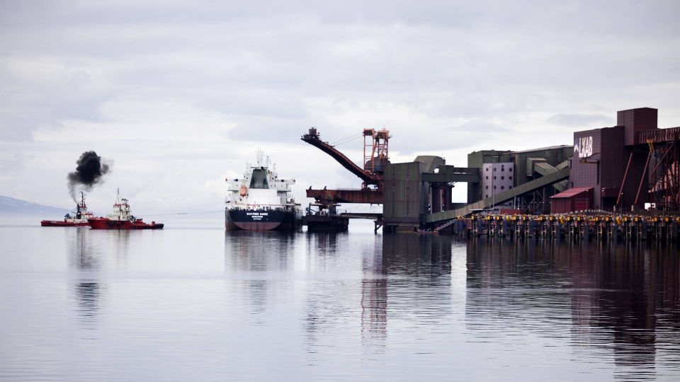 Norway's Knutsen completes financing for massive LNG newbuild program