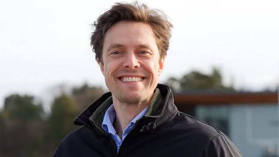 Første dag på jobben for ny Diplom-Is sjef