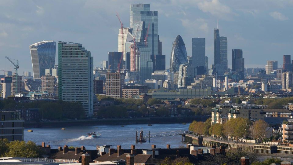 Shipping profiles expect landmark deals to be inked during London ...