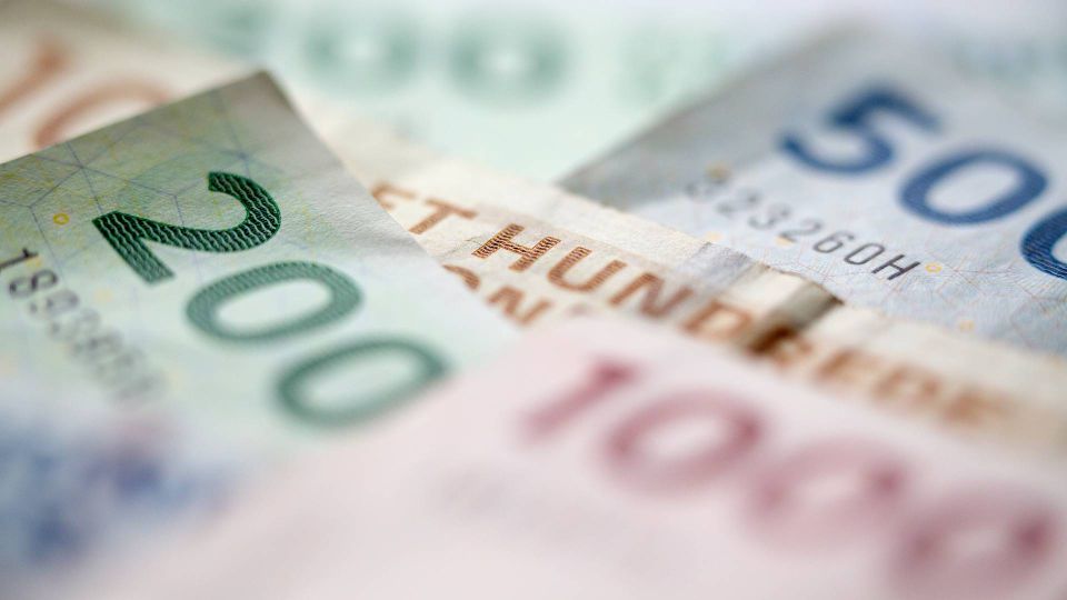 Statens finanser rammer trecifret milliardoverskud