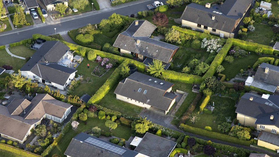 Syv sløve måneder: Færre handler og flere boliger til salg