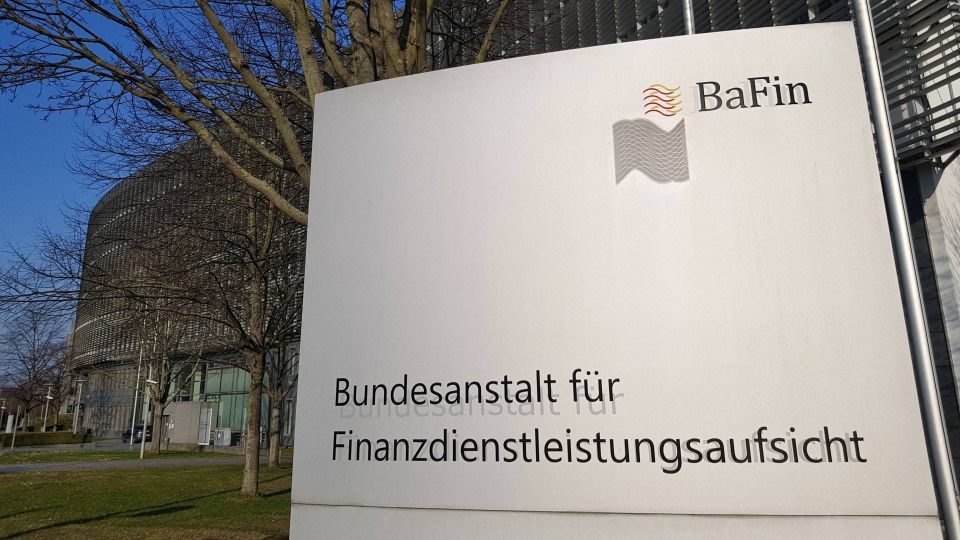 BaFin darf bei Anordnungen Namen nennen