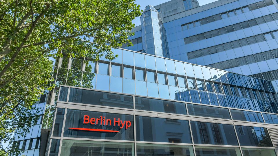Berlin Hyp steigert Halbjahresgewinn deutlich
