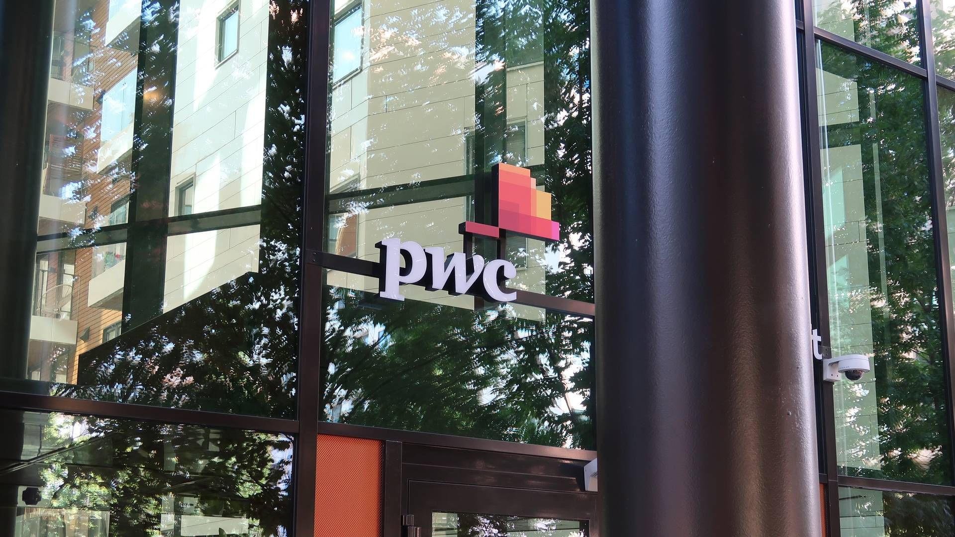 PwC deler opp selskapet