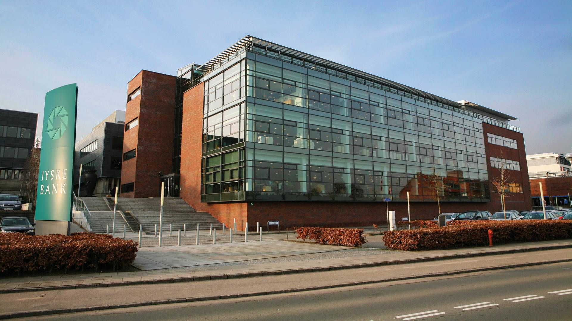 Danske Bank ser markant potentiale for Sydbank ved fusion med Jyske Bank