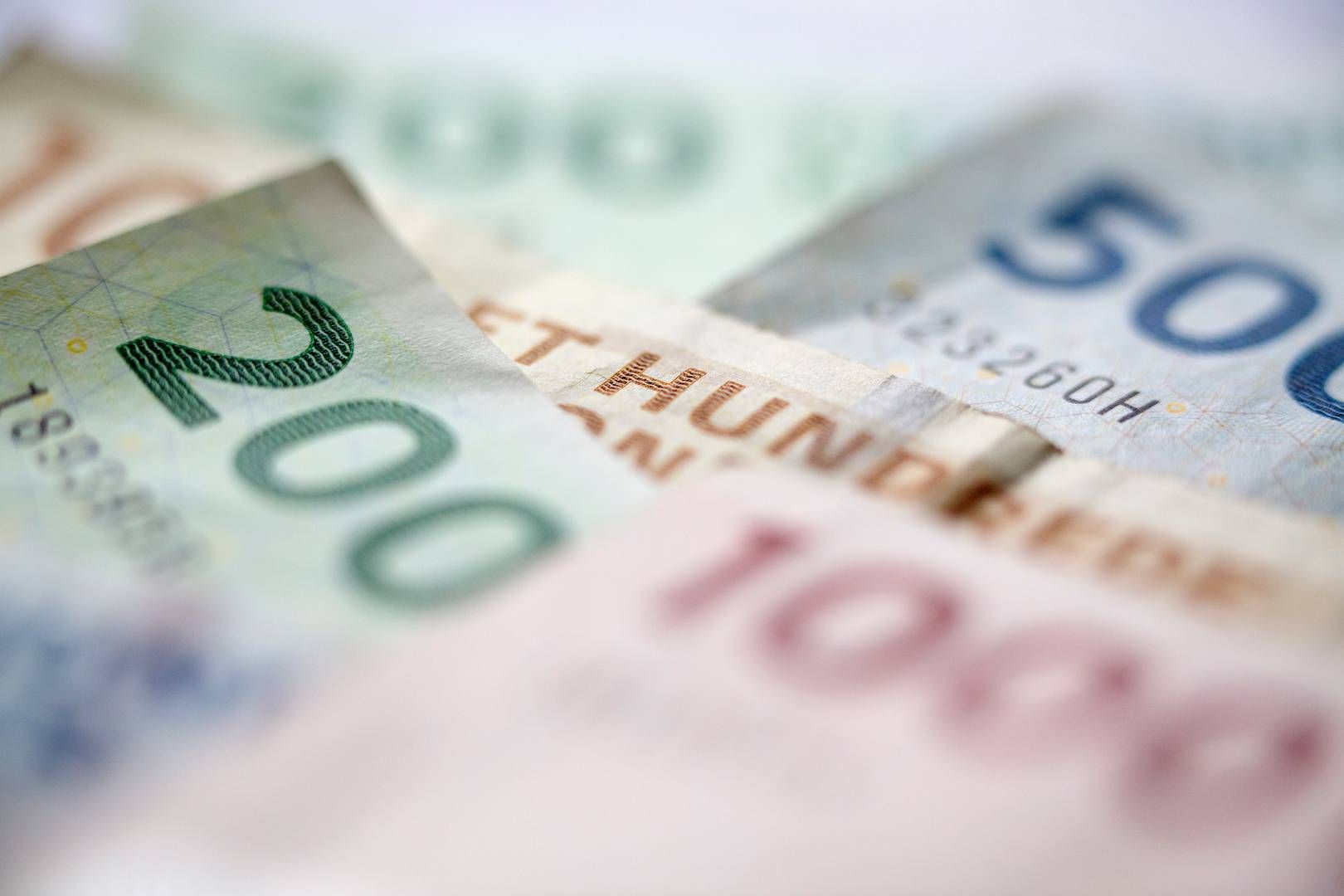 Tidligere filialdirektør dømt for at tage penge fra kunders konti