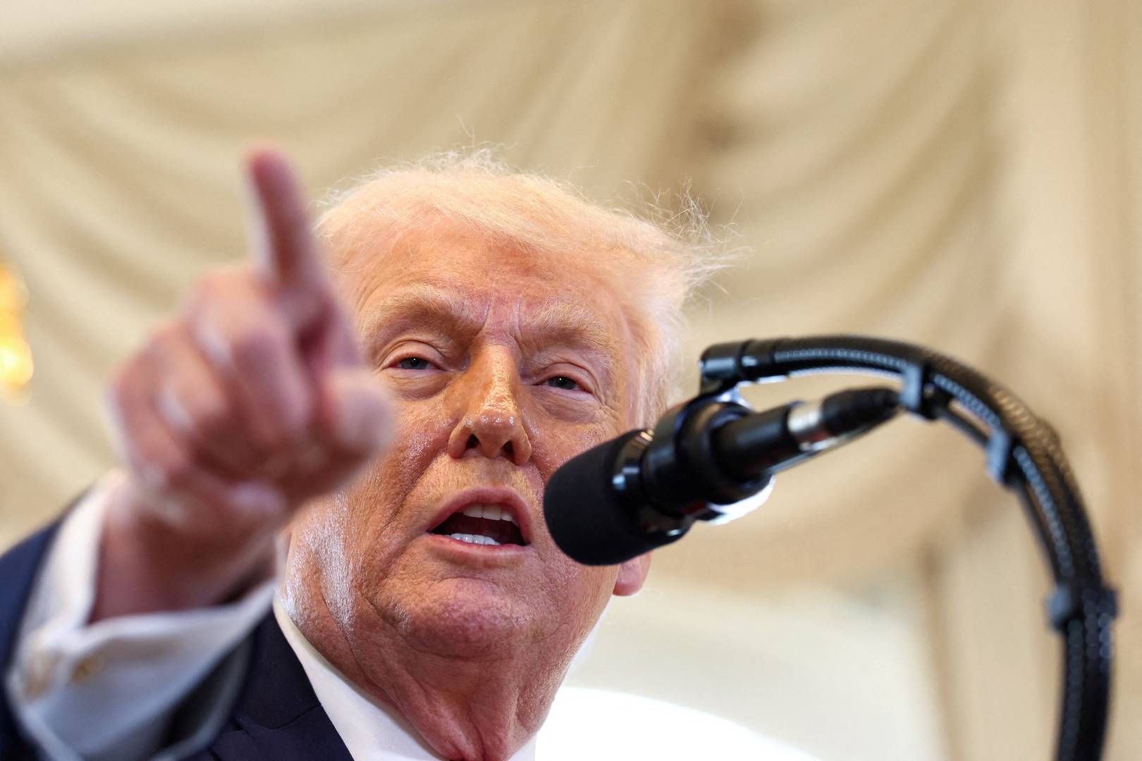 Trump truer igen Danmark og andre lande med told på grund af Grønland