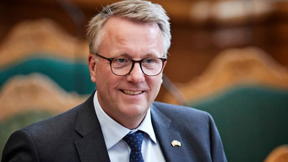 Regeringen ser positivt på provisionsforbud ved aktiehandler
