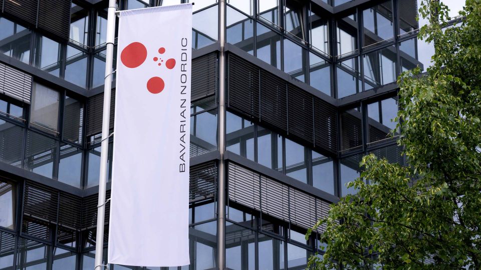 Et salg vil gavne alle: Bavarian Nordic-formand afviser at have givet ...