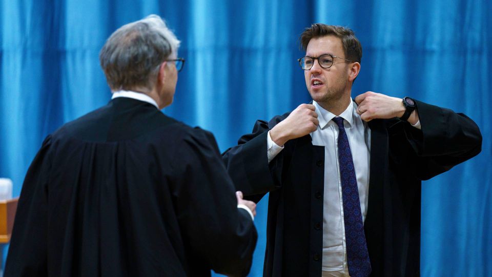 Breivik-rettssaken utsettes: Statens advokat trekker seg som følge av ...